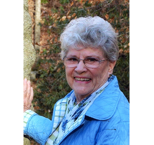 Carolyn White Farley Snow – Cannon-Byrd Funeral Homes & Memorial Park